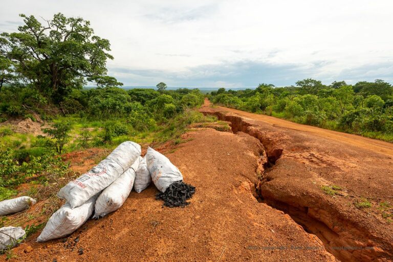Angola through a photographer's eyes - Tracks4Africa Blog